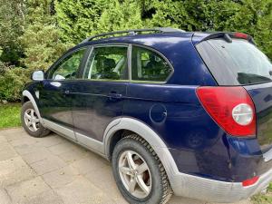 Blue Chevrolet Captiva 2007 in Ignalina, with an engine capacity of 2.00 L and mileage of 304 thousand km for 2500 €, photo 3 on AUTOMOTO.COM.LV