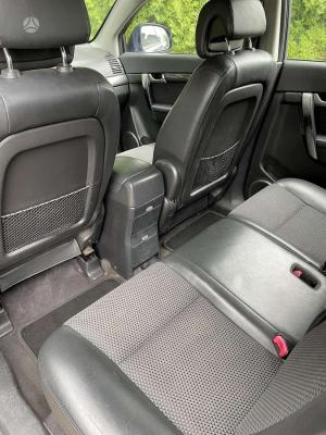 Blue Chevrolet Captiva 2007 in Ignalina, with an engine capacity of 2.00 L and mileage of 304 thousand km for 2500 €, photo 7 on AUTOMOTO.COM.LV