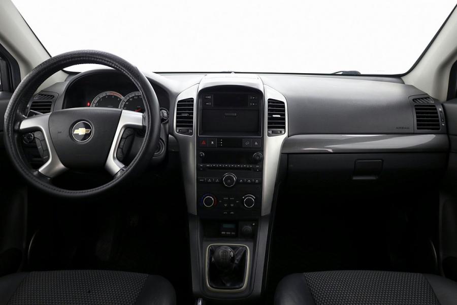 Zils Chevrolet Captiva 2007 Tallina, ar dzinēja tilpumu 2.00 L un nobraukumu 265 tūkst. km par 1799 €, foto 14 vietnē AUTOMOTO.COM.LV