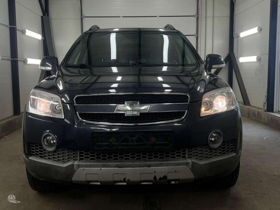Zils Chevrolet Captiva 2007 Viļņa, ar dzinēja tilpumu 1.99 L un nobraukumu 217 tūkst. km par 2900 €, foto 1 vietnē AUTOMOTO.COM.LV