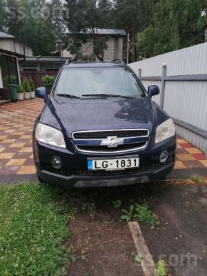 Zils Chevrolet Captiva 2008 Rīga, ar dzinēja tilpumu 2.00 L un nobraukumu 241 tūkst. km par 2600 €, foto  vietnē AUTOMOTO.COM.LV