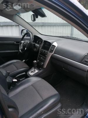Blue Chevrolet Captiva 2008 in Riga, with an engine capacity of 2.00 L and mileage of 241 thousand km for 2600 €, photo 5 on AUTOMOTO.COM.LV