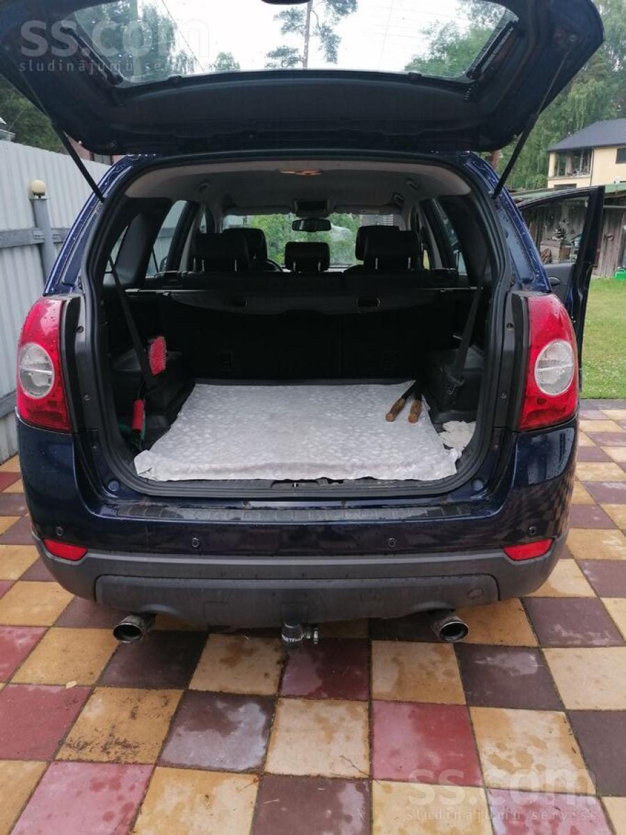 Blue Chevrolet Captiva 2008 in Riga, with an engine capacity of 2.00 L and mileage of 241 thousand km for 2600 €, photo 10 on AUTOMOTO.COM.LV