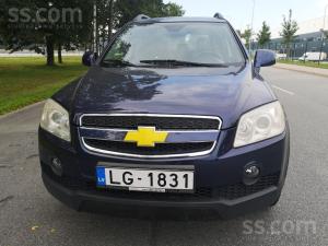 Zils Chevrolet Captiva 2008 Rīga, ar dzinēja tilpumu 2.00 L un nobraukumu 0 tūkst. km par 2890 €, foto 3 vietnē AUTOMOTO.COM.LV