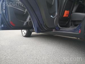 Zils Chevrolet Captiva 2008 Rīga, ar dzinēja tilpumu 2.00 L un nobraukumu 0 tūkst. km par 2890 €, foto 18 vietnē AUTOMOTO.COM.LV