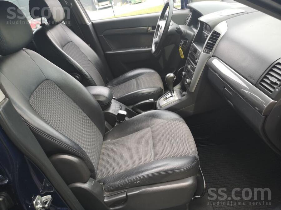Zils Chevrolet Captiva 2008 Rīga, ar dzinēja tilpumu 2.00 L un nobraukumu 0 tūkst. km par 2890 €, foto 20 vietnē AUTOMOTO.COM.LV