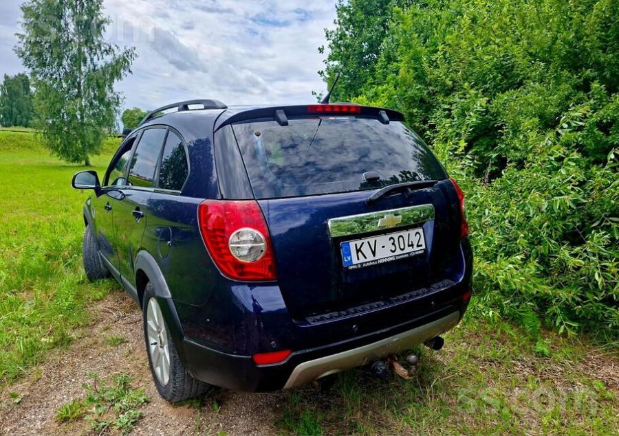 Zils Chevrolet Captiva 2008 Saldus, ar dzinēja tilpumu 2.00 L un nobraukumu 320 tūkst. km par 1600 €, foto 4 vietnē AUTOMOTO.COM.LV