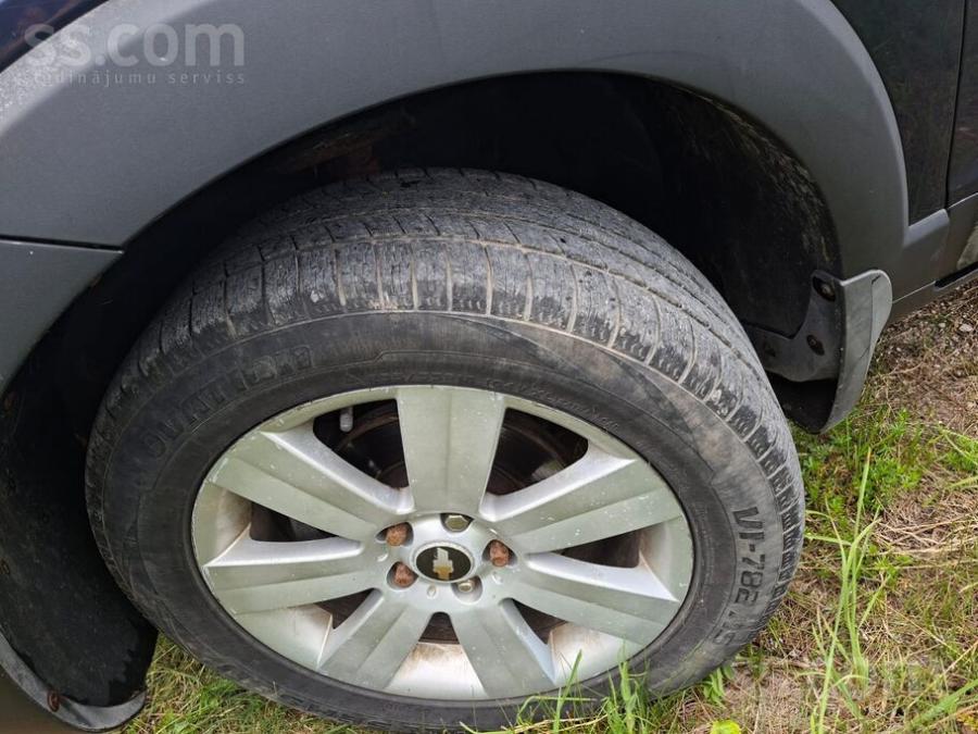 Zils Chevrolet Captiva 2008 Saldus, ar dzinēja tilpumu 2.00 L un nobraukumu 320 tūkst. km par 1600 €, foto 11 vietnē AUTOMOTO.COM.LV