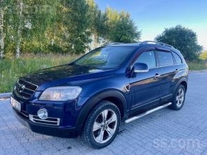 Zils Chevrolet Captiva 2008 Rīga, ar dzinēja tilpumu 2.00 L un nobraukumu 235 tūkst. km par 1099 €, foto  vietnē AUTOMOTO.COM.LV
