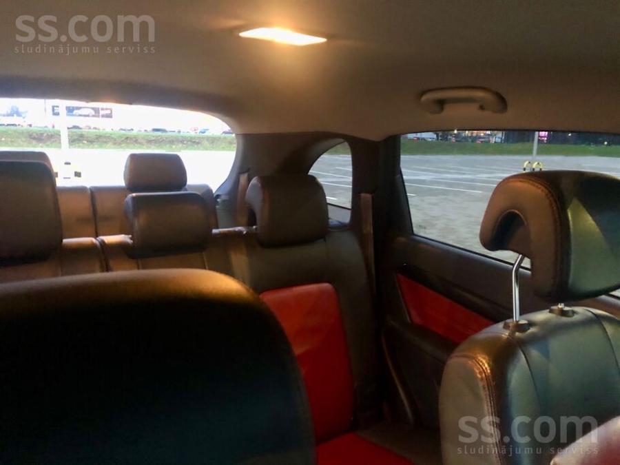 Zils Chevrolet Captiva 2008 Rīga, ar dzinēja tilpumu 2.00 L un nobraukumu 235 tūkst. km par 1099 €, foto 10 vietnē AUTOMOTO.COM.LV