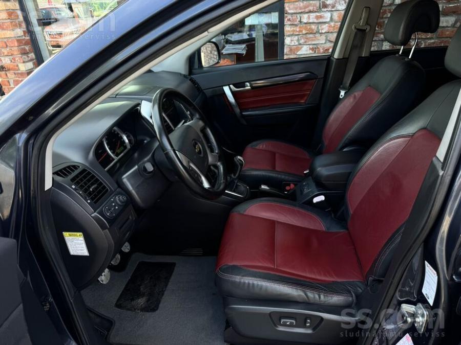Zils Chevrolet Captiva 2009 Talsi, ar dzinēja tilpumu 2.00 L un nobraukumu 189 tūkst. km par 5200 €, foto 13 vietnē AUTOMOTO.COM.LV