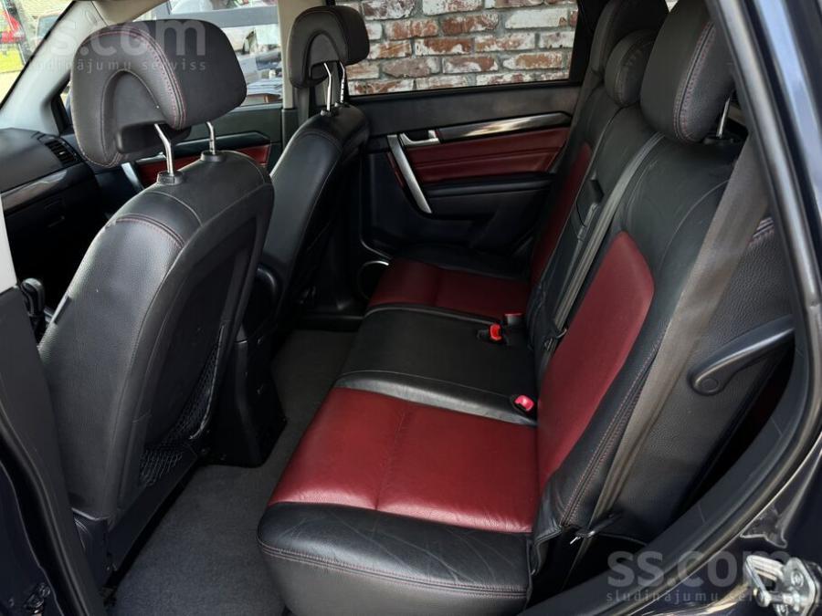 Zils Chevrolet Captiva 2009 Talsi, ar dzinēja tilpumu 2.00 L un nobraukumu 189 tūkst. km par 5200 €, foto 14 vietnē AUTOMOTO.COM.LV