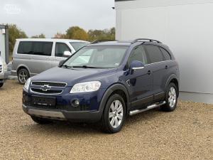 Blue Chevrolet Captiva 2010 in Siauliai, with an engine capacity of 2.00 L and mileage of 243 thousand km for 3700 €, photo  on AUTOMOTO.COM.LV