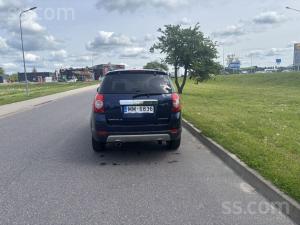 Blue Chevrolet Captiva 2011 in Riga, with an engine capacity of 2.00 L and mileage of 0 thousand km for 3295 €, photo 4 on AUTOMOTO.COM.LV