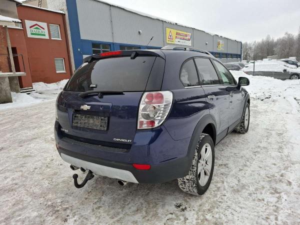 Zils Chevrolet Captiva 2011 Radviliškis, ar dzinēja tilpumu 2.20 L un nobraukumu 180 tūkst. km par 4550 €, foto 4 vietnē AUTOMOTO.COM.LV