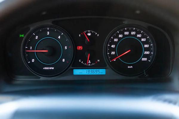 Blue Chevrolet Captiva 2012 in Riga, with an engine capacity of 2.20 L and mileage of 133 thousand km for 6995 €, photo 10 on AUTOMOTO.COM.LV