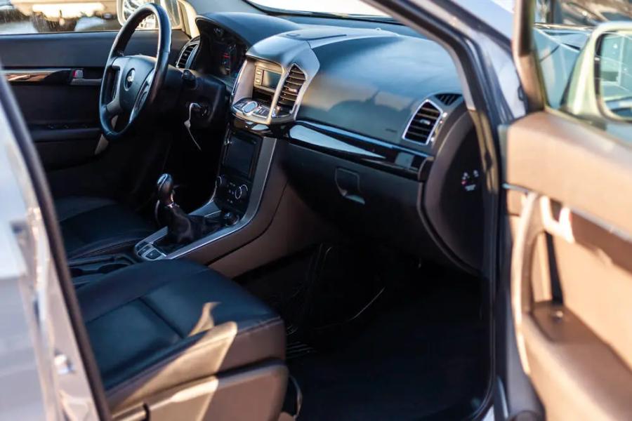 Zils Chevrolet Captiva 2012 Rīga, ar dzinēja tilpumu 2.20 L un nobraukumu 133 tūkst. km par 6995 €, foto 23 vietnē AUTOMOTO.COM.LV