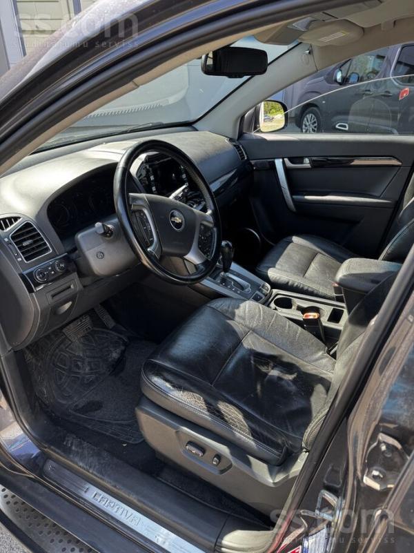 Zils Chevrolet Captiva 2013 Rīga, ar dzinēja tilpumu 2.20 L un nobraukumu 247 tūkst. km par 1500 €, foto 2 vietnē AUTOMOTO.COM.LV