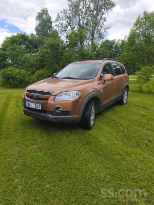 Brūns Chevrolet Captiva 2006 Jēkabpils, ar dzinēja tilpumu 2.40 L un nobraukumu 167 tūkst. km par 1500 €, foto  vietnē AUTOMOTO.COM.LV