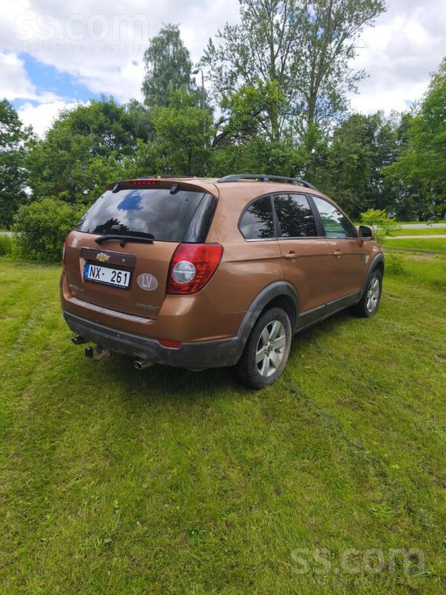Brūns Chevrolet Captiva 2006 Jēkabpils, ar dzinēja tilpumu 2.40 L un nobraukumu 167 tūkst. km par 1500 €, foto 3 vietnē AUTOMOTO.COM.LV
