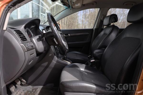 Brūns Chevrolet Captiva 2007 Rīga, ar dzinēja tilpumu 2.00 L un nobraukumu 0 tūkst. km par 2495 €, foto 8 vietnē AUTOMOTO.COM.LV
