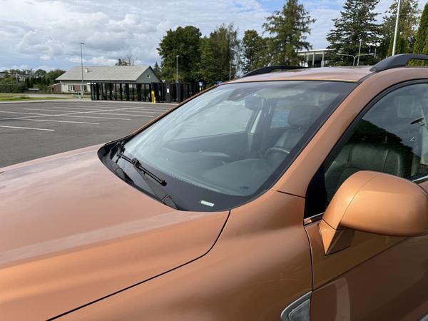 Brown Chevrolet Captiva 2007 in Johvi, with an engine capacity of 2.00 L and mileage of 152 thousand km for 2400 €, photo 9 on AUTOMOTO.COM.LV