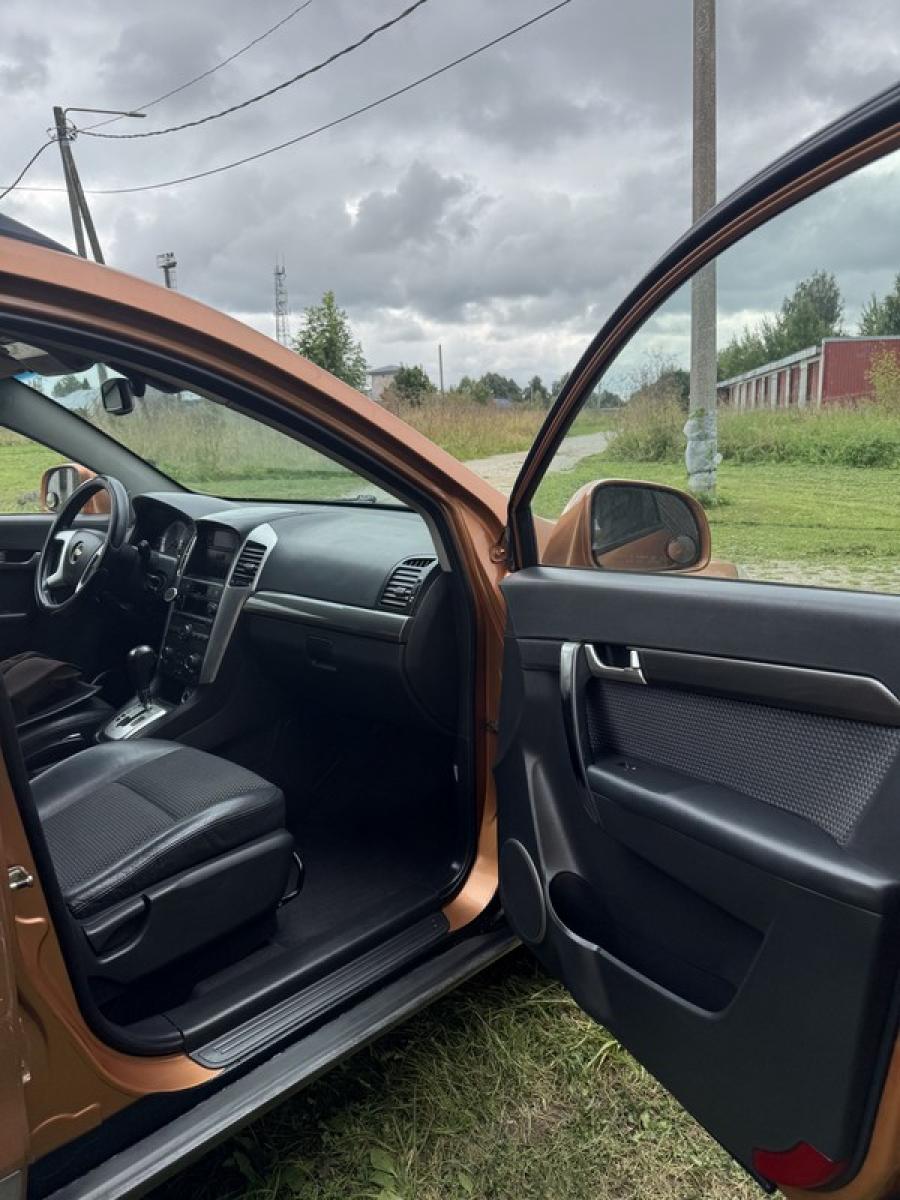 Brown Chevrolet Captiva 2007 in Johvi, with an engine capacity of 2.00 L and mileage of 152 thousand km for 2400 €, photo 25 on AUTOMOTO.COM.LV