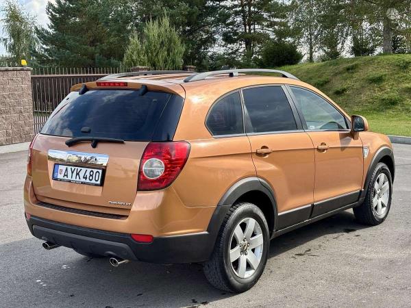 Шевроле Каптива 2007 в Вильнюс на AUTOMOTO.COM.LV Коричневый Шевроле Каптива 2007 в Вильнюс, объемом двигателя 1.99 л и пробегом 168 тыс. км за 3500 €, фото 8 на AUTOMOTO.COM.LV