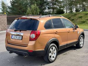 Brown Chevrolet Captiva 2007 in Vilnius, with an engine capacity of 1.99 L and mileage of 168 thousand km for 3500 €, photo 8 on AUTOMOTO.COM.LV