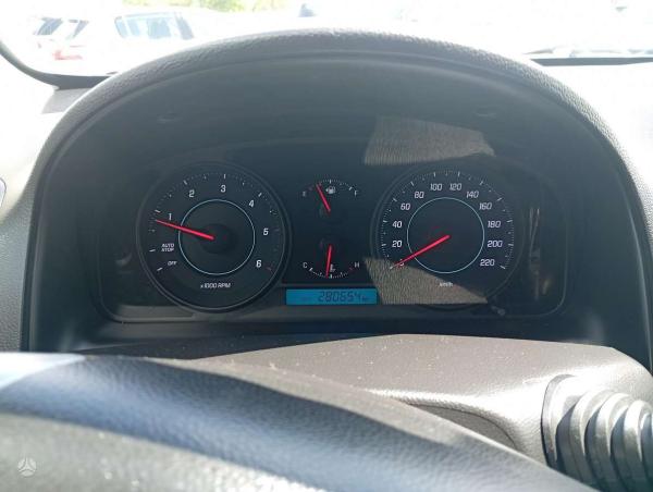 Brūns Chevrolet Captiva 2014 Šauļi, ar dzinēja tilpumu 2.20 L un nobraukumu 270 tūkst. km par 5750 €, foto 6 vietnē AUTOMOTO.COM.LV