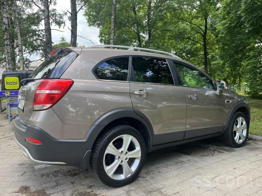 Brūns Chevrolet Captiva 2014 Rīga, ar dzinēja tilpumu 2.20 L un nobraukumu 138 tūkst. km par 5990 €, foto 4 vietnē AUTOMOTO.COM.LV