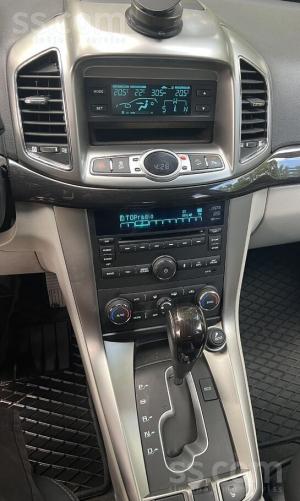 Brūns Chevrolet Captiva 2014 Rīga, ar dzinēja tilpumu 2.20 L un nobraukumu 138 tūkst. km par 5990 €, foto 8 vietnē AUTOMOTO.COM.LV