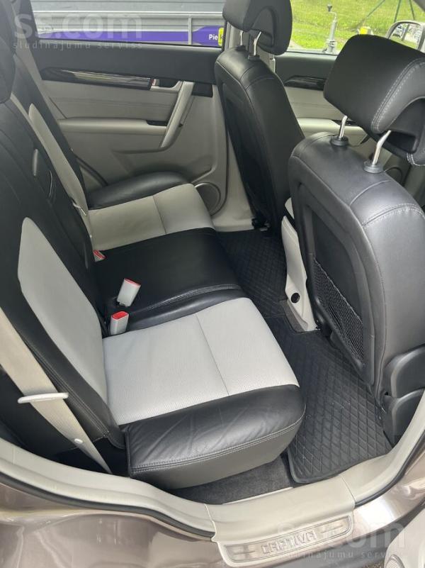Brūns Chevrolet Captiva 2014 Rīga, ar dzinēja tilpumu 2.20 L un nobraukumu 138 tūkst. km par 5990 €, foto 8 vietnē AUTOMOTO.COM.LV