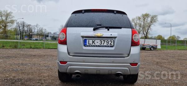 Chevrolet Captiva 2006 in Daugavpils, with an engine capacity of 2.00 L and mileage of 229 thousand km for 3550 €, photo 4 on AUTOMOTO.COM.LV