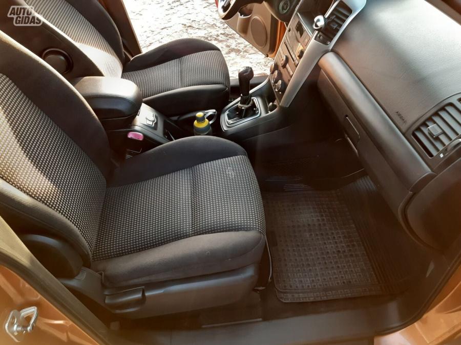 Chevrolet Captiva 2006 Šauļi, ar dzinēja tilpumu 2.40 L un nobraukumu 334 tūkst. km par 1800 €, foto 10 vietnē AUTOMOTO.COM.LV
