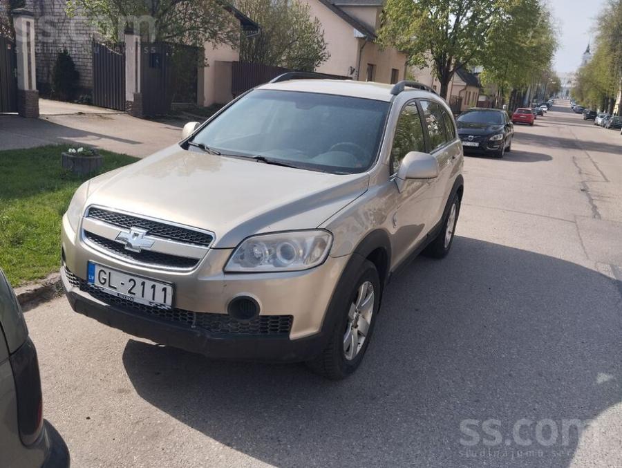 Chevrolet Captiva 2007 Daugavpils, ar dzinēja tilpumu 2.40 L un nobraukumu 230 tūkst. km par 1600 €, foto 1 vietnē AUTOMOTO.COM.LV