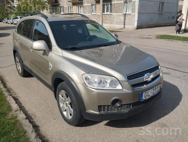 Chevrolet Captiva 2007 Daugavpils, ar dzinēja tilpumu 2.40 L un nobraukumu 230 tūkst. km par 1600 €, foto 4 vietnē AUTOMOTO.COM.LV