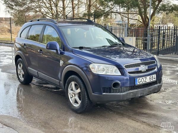 Chevrolet Captiva 2007 in Vilnius, with an engine capacity of 2.00 L and mileage of 250 thousand km for 3000 €, photo 3 on AUTOMOTO.COM.LV