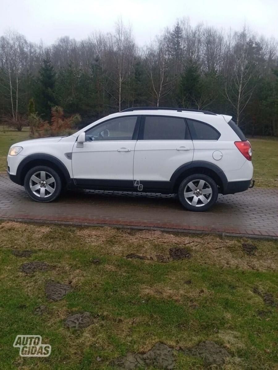Chevrolet Captiva 2007 in Klaipeda, with an engine capacity of 2.00 L and mileage of 248 thousand km for 3700 €, photo 1 on AUTOMOTO.COM.LV