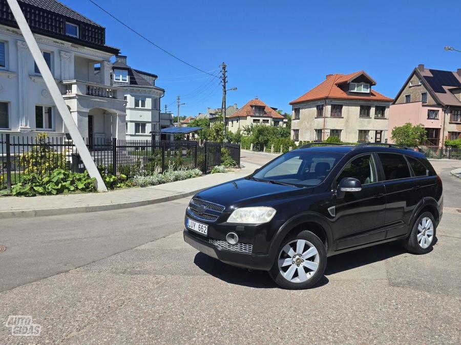 Chevrolet Captiva 2007 in Klaipeda, with an engine capacity of 2.00 L and mileage of 290 thousand km for 2650 €, photo 1 on AUTOMOTO.COM.LV
