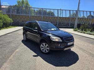 Chevrolet Captiva 2007 in Klaipeda, with an engine capacity of 2.00 L and mileage of 290 thousand km for 2650 €, photo 4 on AUTOMOTO.COM.LV