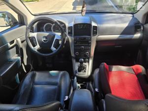 Chevrolet Captiva 2007 in Klaipeda, with an engine capacity of 2.00 L and mileage of 290 thousand km for 2650 €, photo 13 on AUTOMOTO.COM.LV