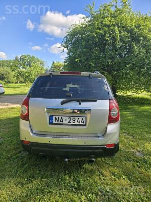 Chevrolet Captiva 2007 Tukums, ar dzinēja tilpumu 2.00 L un nobraukumu 259 tūkst. km par 3300 €, foto 4 vietnē AUTOMOTO.COM.LV