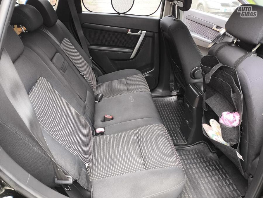 Chevrolet Captiva 2007 in Visaginas, with an engine capacity of 2.00 L and mileage of 274 thousand km for 1800 €, photo 11 on AUTOMOTO.COM.LV