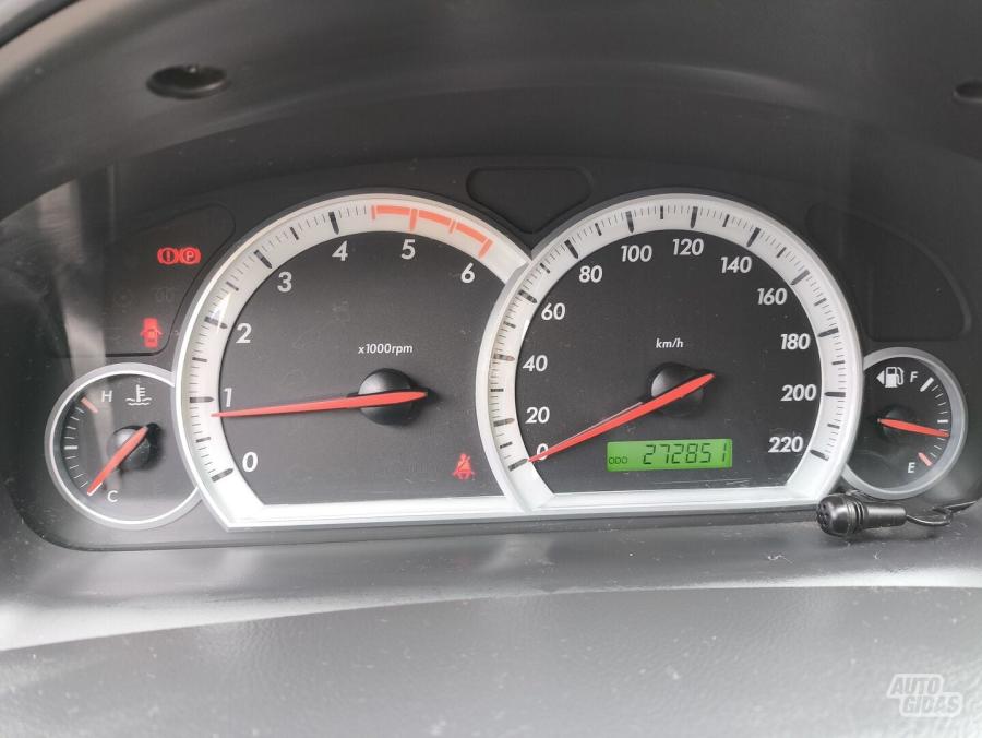 Chevrolet Captiva 2007 Visaginas, ar dzinēja tilpumu 2.00 L un nobraukumu 274 tūkst. km par 1800 €, foto 10 vietnē AUTOMOTO.COM.LV