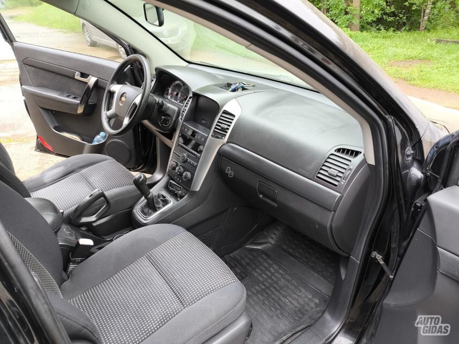 Chevrolet Captiva 2007 Visaginas, ar dzinēja tilpumu 2.00 L un nobraukumu 274 tūkst. km par 1800 €, foto 12 vietnē AUTOMOTO.COM.LV