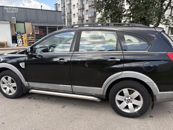 Chevrolet Captiva 2007 Plungė, ar dzinēja tilpumu 2.00 L un nobraukumu 296 tūkst. km par 2000 €, foto 1 vietnē AUTOMOTO.COM.LV
