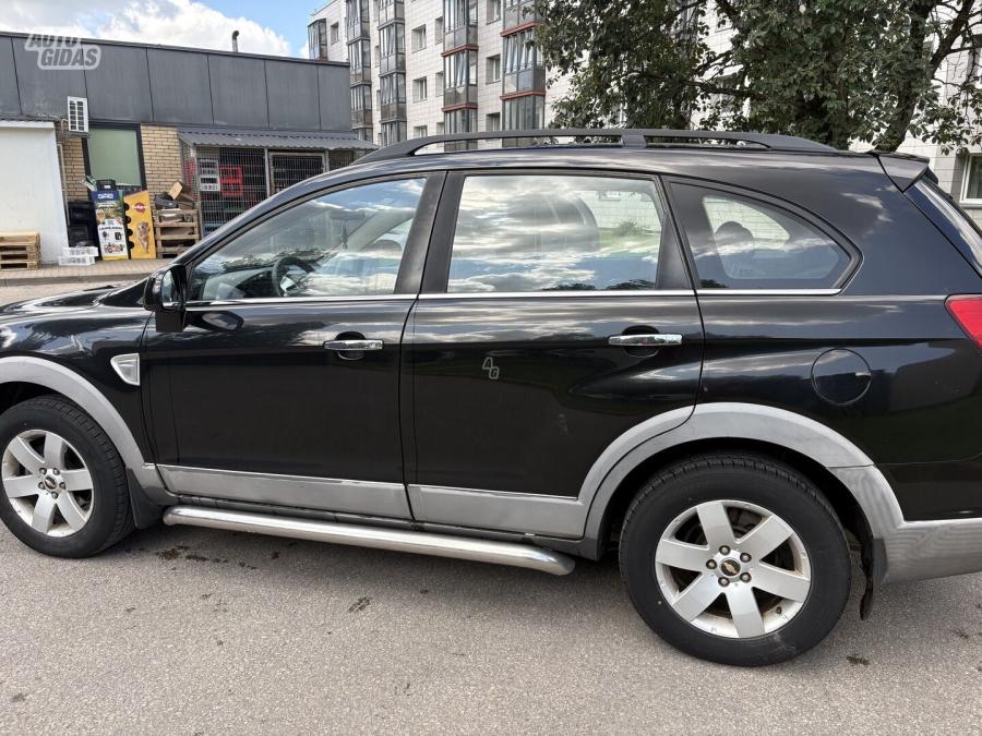 Chevrolet Captiva 2007 Plungė, ar dzinēja tilpumu 2.00 L un nobraukumu 296 tūkst. km par 2000 €, foto 1 vietnē AUTOMOTO.COM.LV