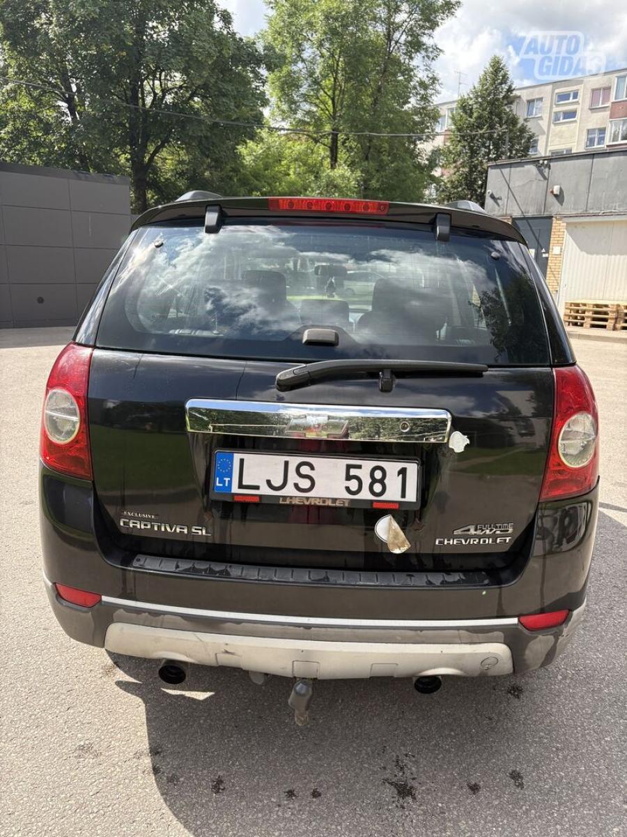 Chevrolet Captiva 2007 Plungė, ar dzinēja tilpumu 2.00 L un nobraukumu 296 tūkst. km par 2000 €, foto 7 vietnē AUTOMOTO.COM.LV