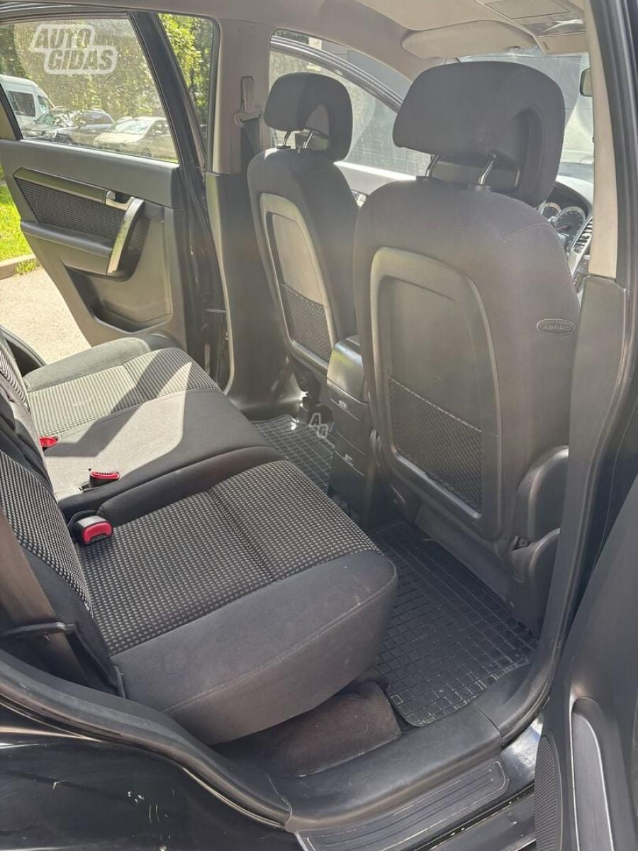 Chevrolet Captiva 2007 Plungė, ar dzinēja tilpumu 2.00 L un nobraukumu 296 tūkst. km par 2000 €, foto 12 vietnē AUTOMOTO.COM.LV